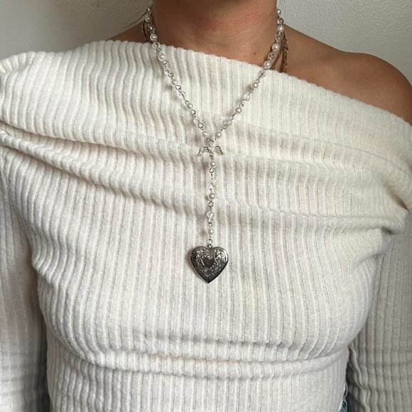 Jewelry | Y2k 200s Vintage Punk Gothic Emo Heart Pendant Locket Pearl ...